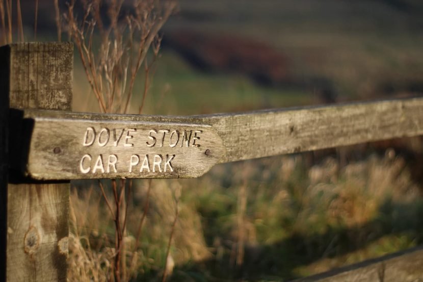 Dove Stone Reservoir Circular Walk | 4 Miles