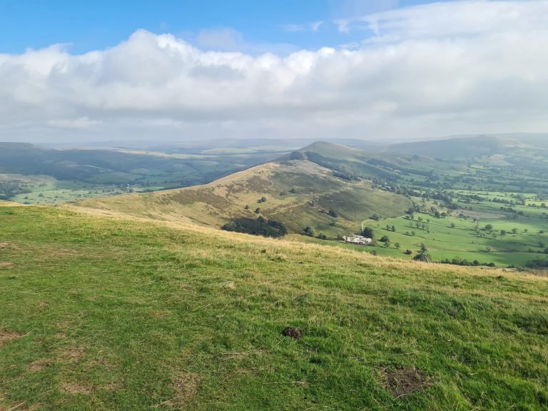 Castleton, Mam Tor and The Great Ridge Walk | 7 Miles