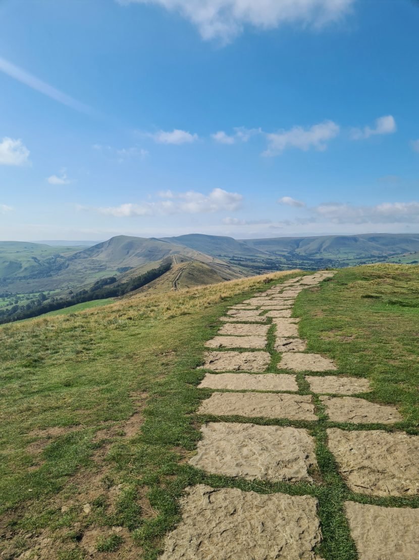 Castleton, Mam Tor and The Great Ridge Walk | 7 Miles