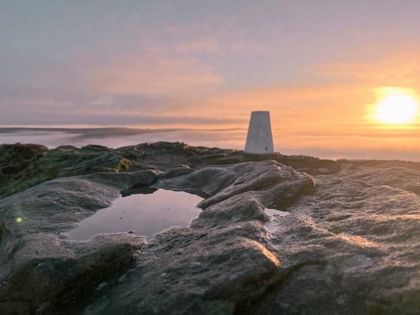 10 Best Peak District Sunrise Spots | The Wandering Wildflower
