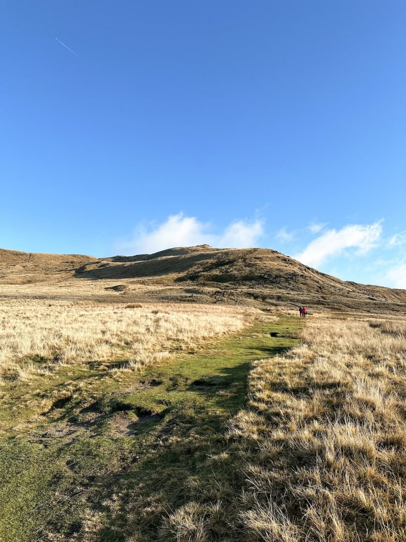 Kinder Scout Dog Stone via Sandy Heys | 8 Miles