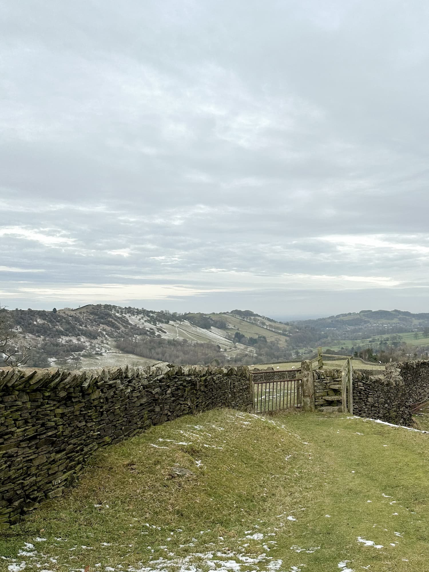 Teggs Nose to White Nancy Circular Walk | 7 Miles