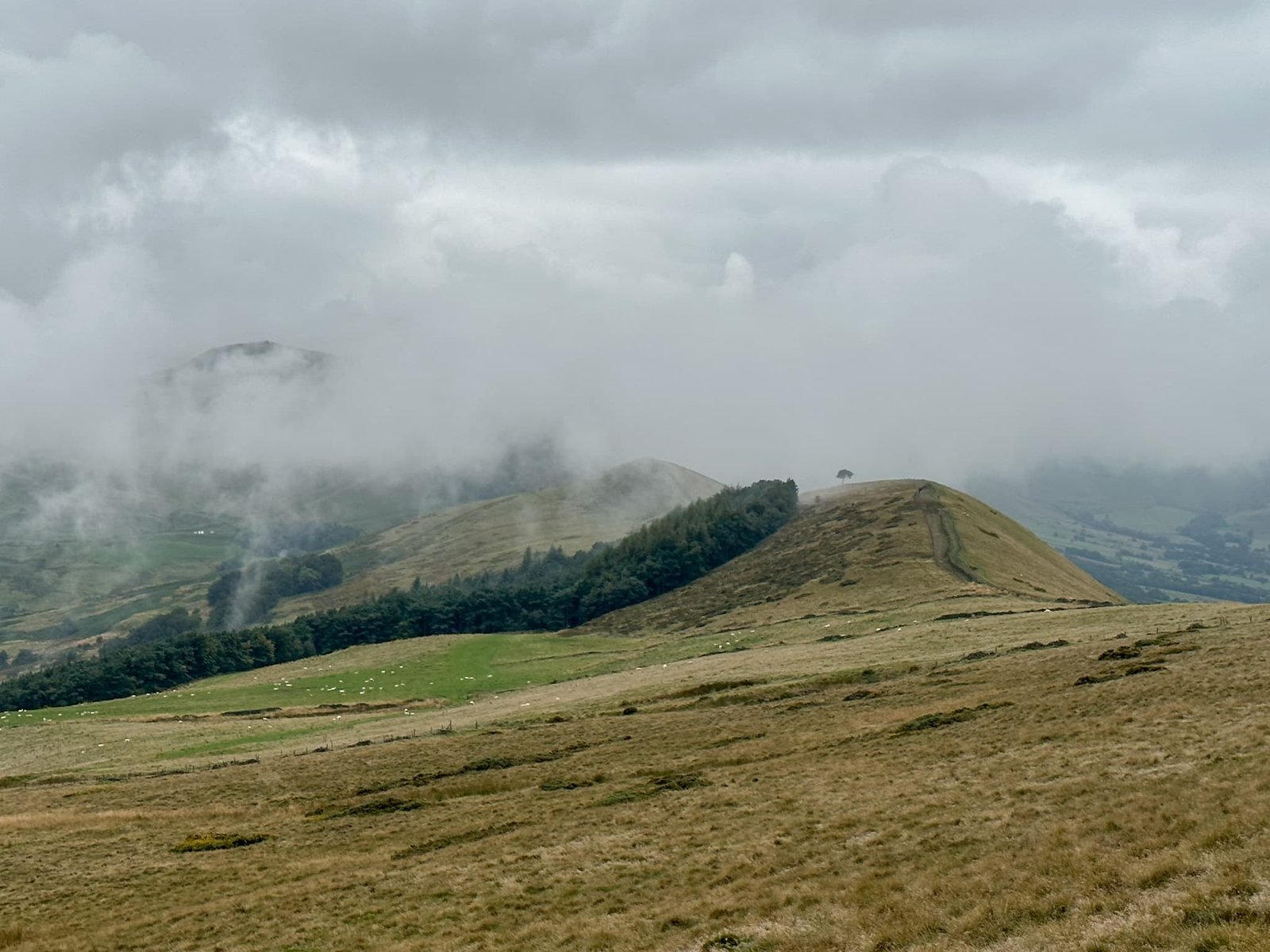 Lose Hill and Win Hill Circular Walk from Hope | 8.5 Miles