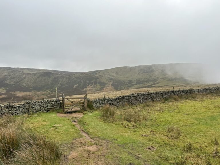 Kinder Scout via Kinder Low | 9 Miles