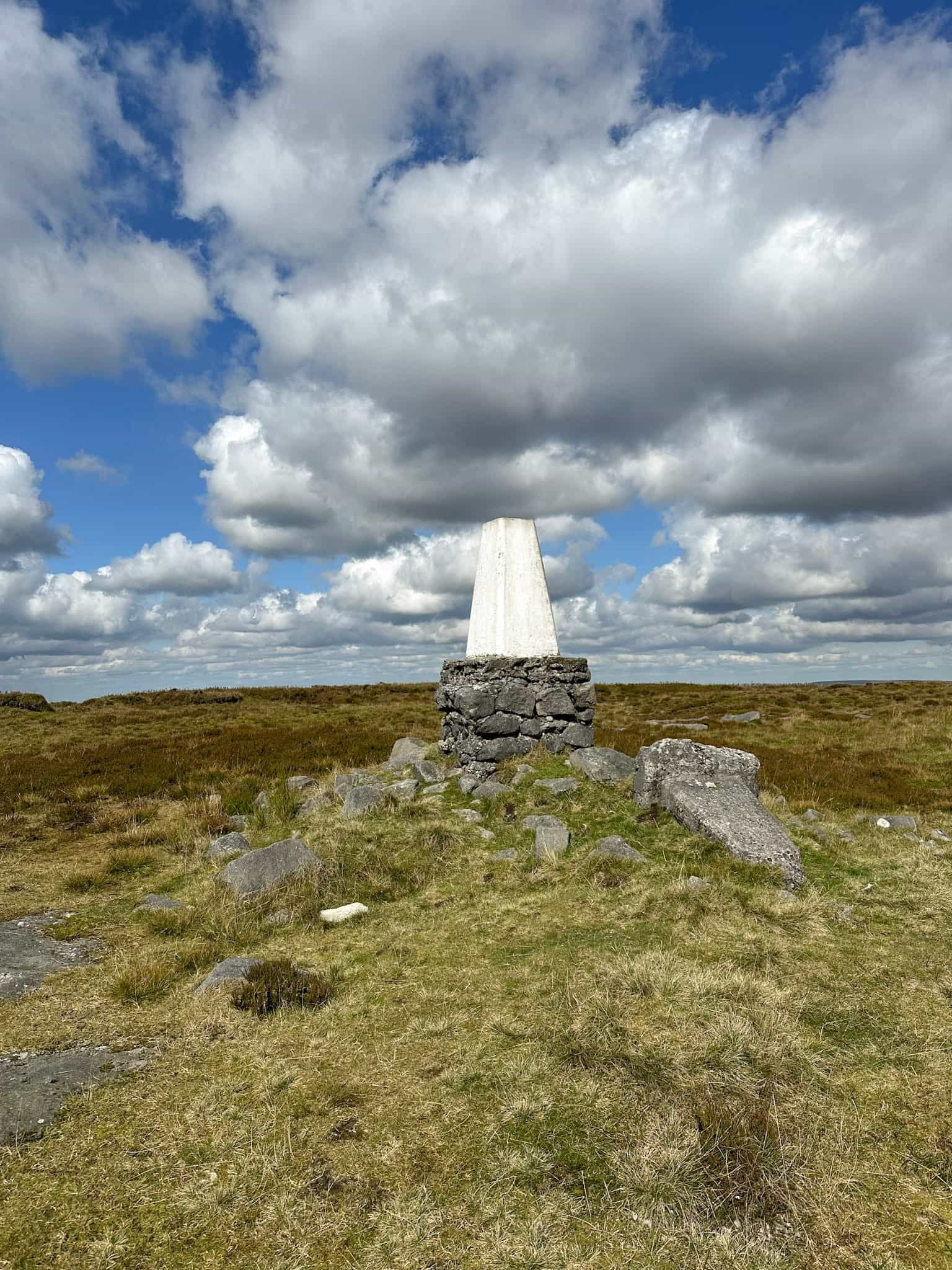 Kinder Scout 3 Trig Points Walk | 13 Miles | The Wandering Wildflower