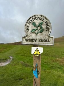Castleton Mam Tor Walk | 4.5 Miles | The Wandering Wildflower